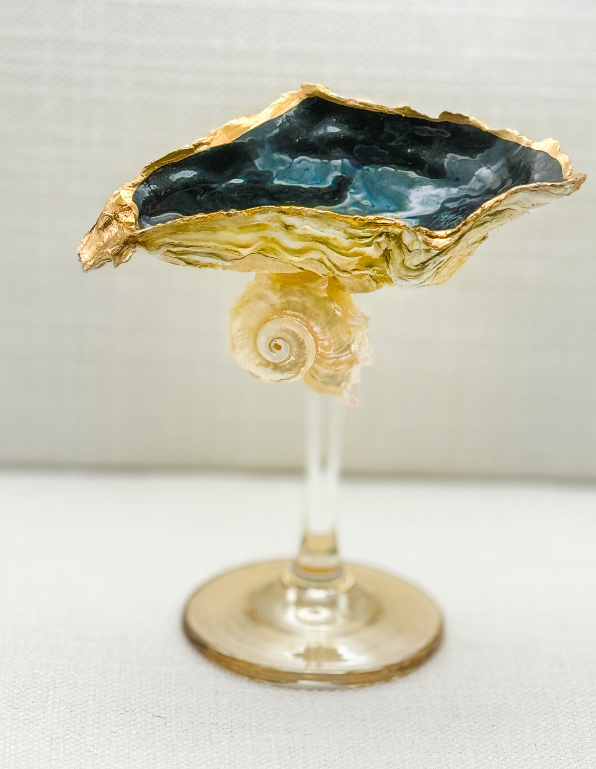 Charcoal Delight | Shuck and Awe | Decorative Shell Wine Glass– Shuck & Awe